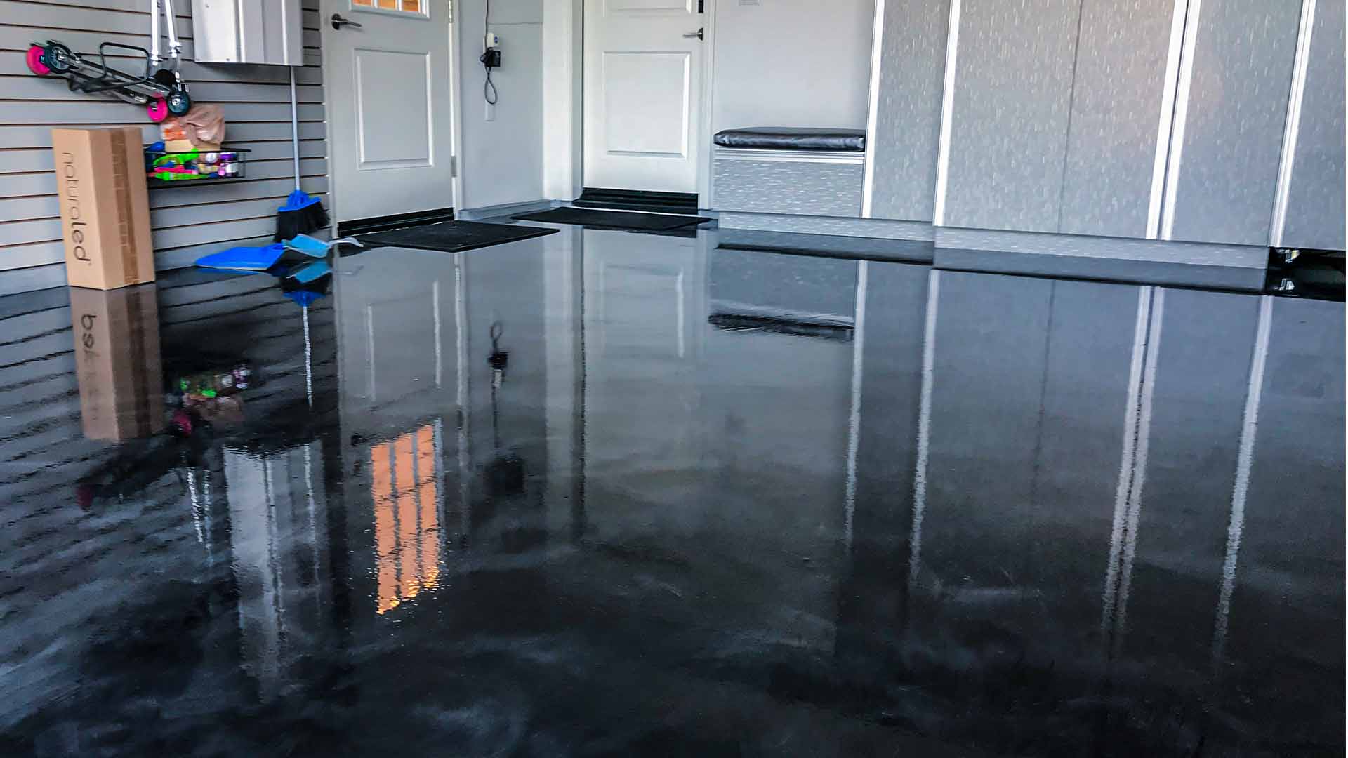 Titanium Gun Metal Garage – Phoenix